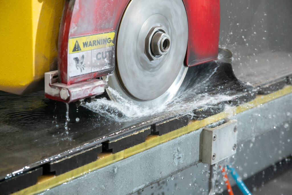 キッチン - 浜新硝子株式会社 - クォーツストーン・セラミック加工