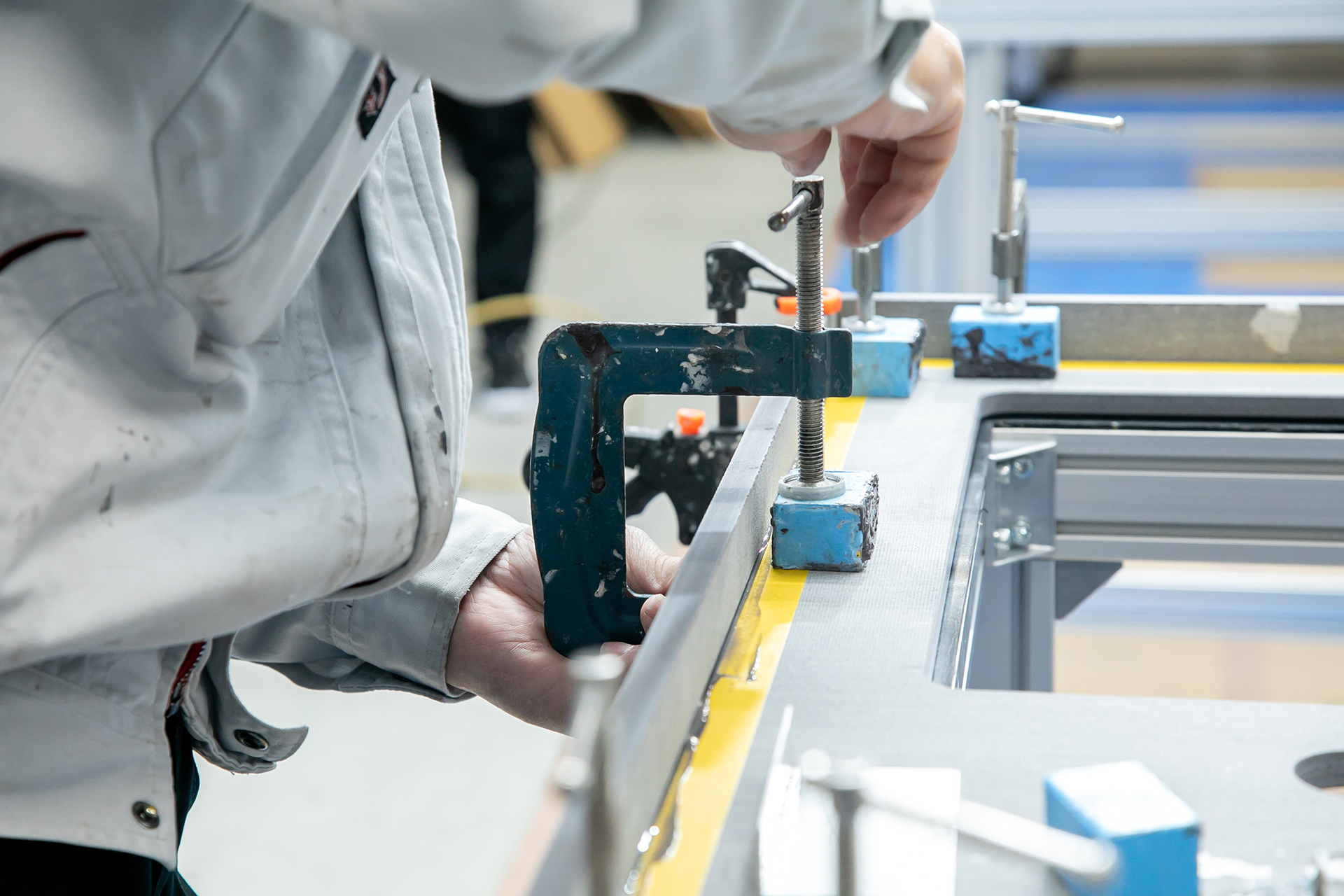 洗面化粧台 - 浜新硝子株式会社 - クォーツストーン・セラミック加工